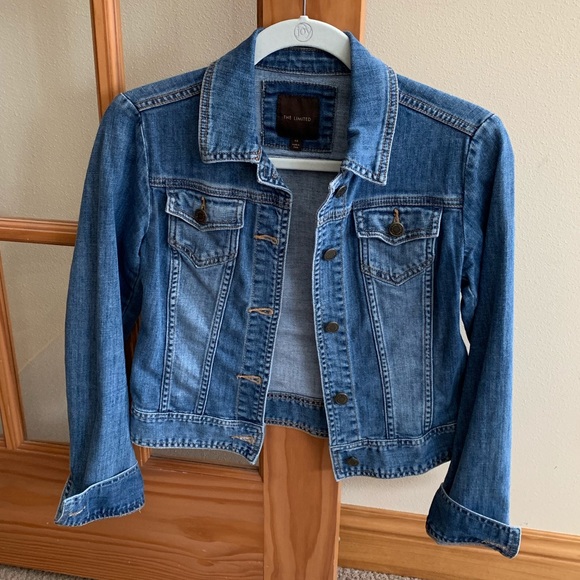 The Limited | Jackets & Coats | The Limited Crop Denim Jacket | Poshmark